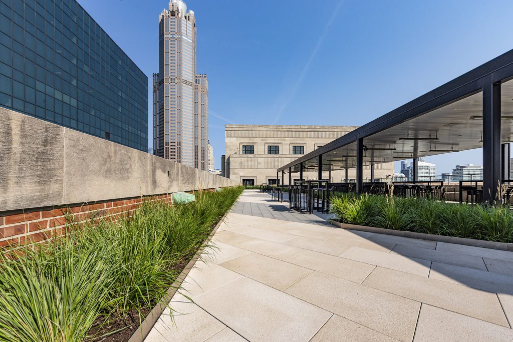 Old Post Office Unveils Rooftop Terrace in West Loop Gate - Chicago YIMBY