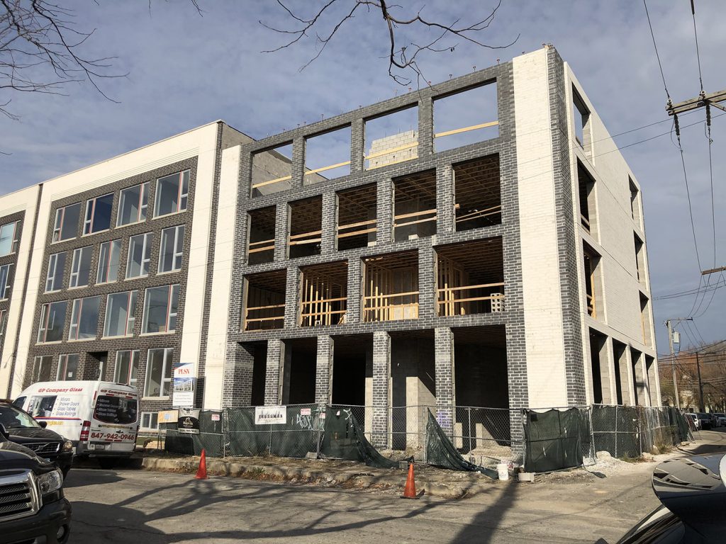 Construction Progresses on PLSN Condos at 816-832 W Cullerton Street in ...
