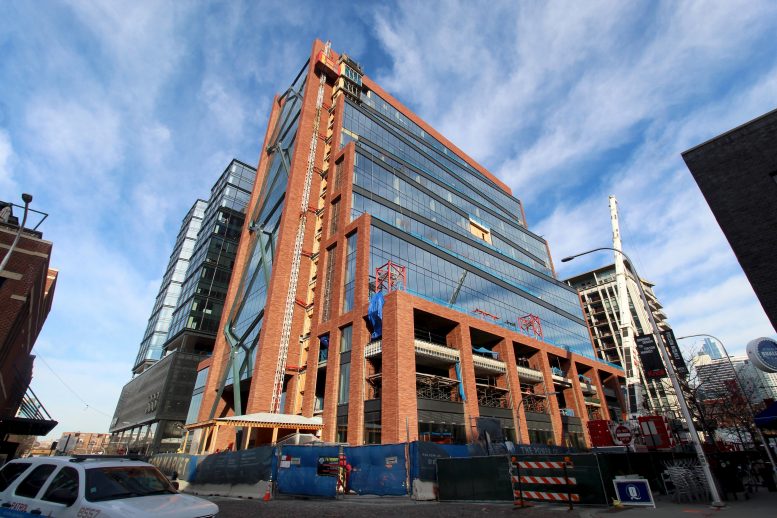 Photos Show Final Touches at 800 W Fulton Market, Chicago's 27th ...