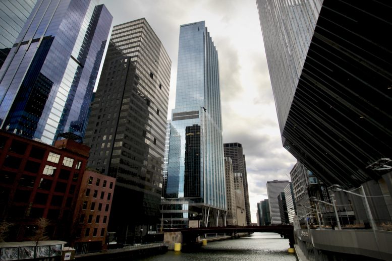 Work Complete for 110 N Wacker Drive, Chicago's Sixth Tallest ...