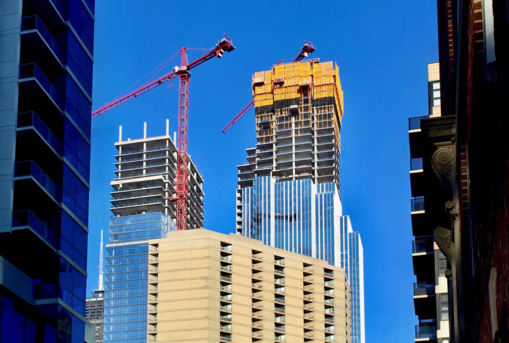 One Chicago Approaching Full Height in River North - Chicago YIMBY
