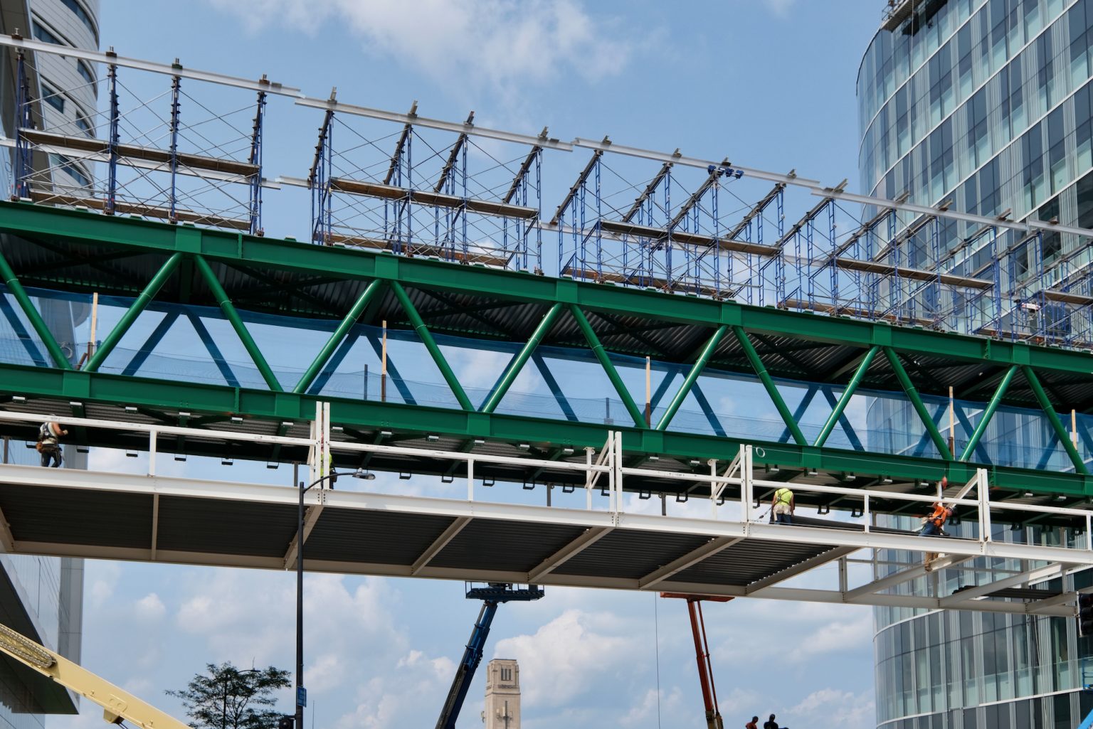 Skybridge Pieces Installed at Joan and Paul Rubschlager Building in ...