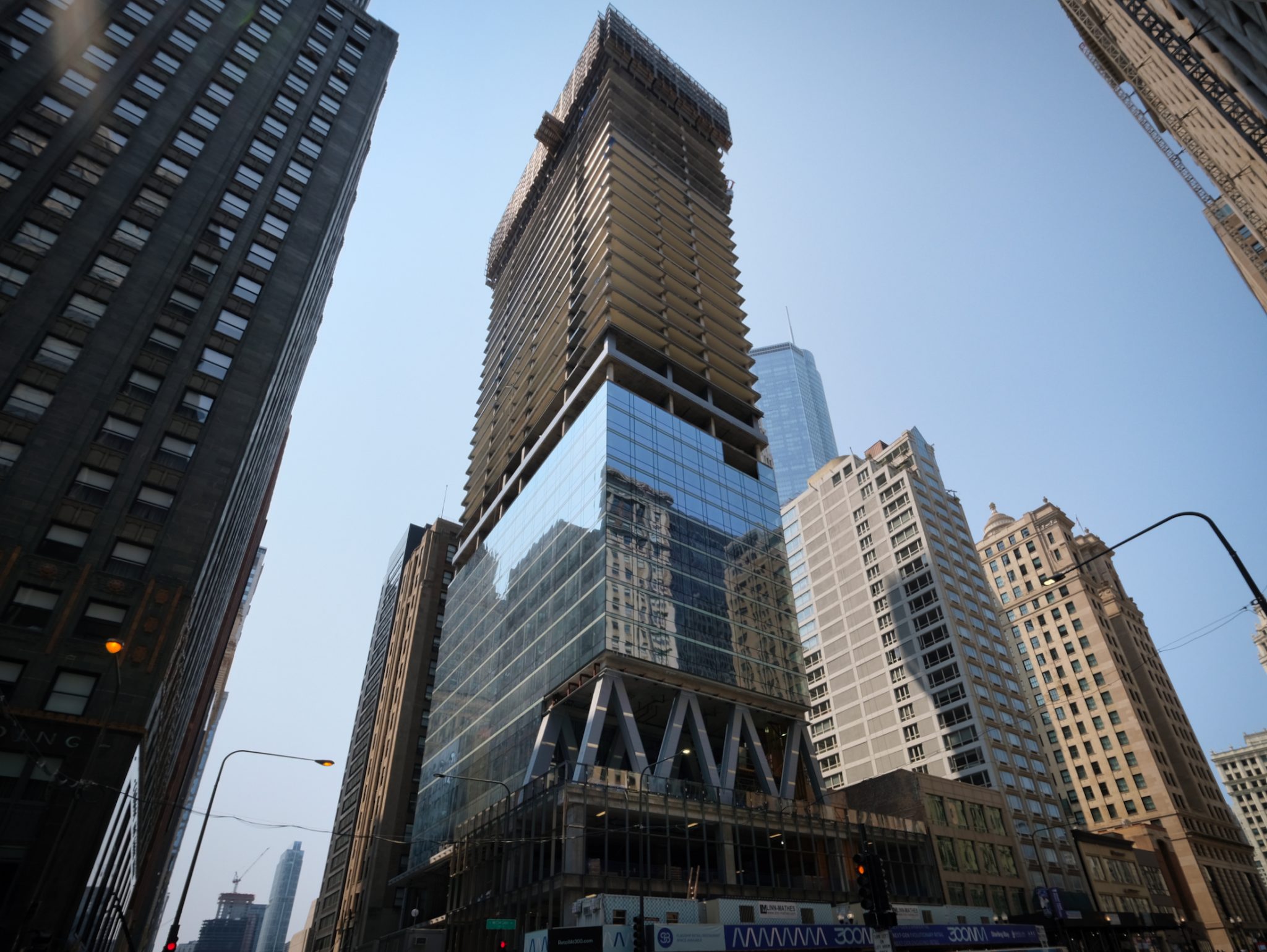300 N Michigan Nears Full Height in The Loop - Chicago YIMBY