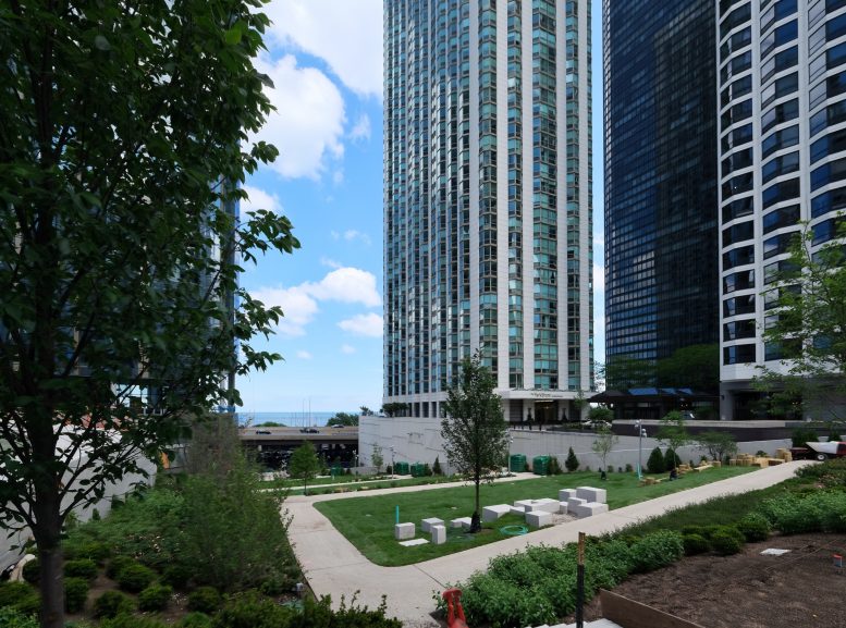 Landscaping at Cascade Park Wraps in Lakeshore East - Chicago YIMBY