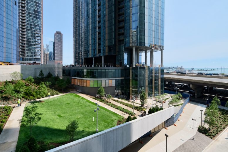 Landscaping at Cascade Park Wraps in Lakeshore East - Chicago YIMBY