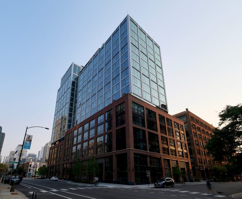 A Final Look at the 17-Story AMLI 808 in River North - Chicago YIMBY