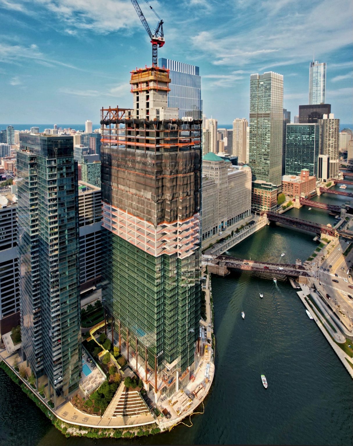 Salesforce Tower Core Reaches Two-Thirds Mark in River North - Chicago ...