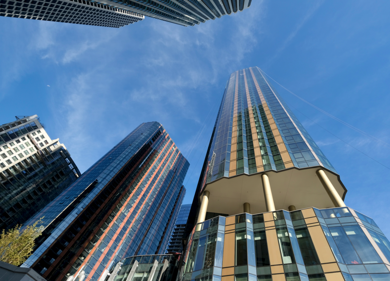 Completion Imminent for Cirrus Condo Tower in Lakeshore East - Chicago ...