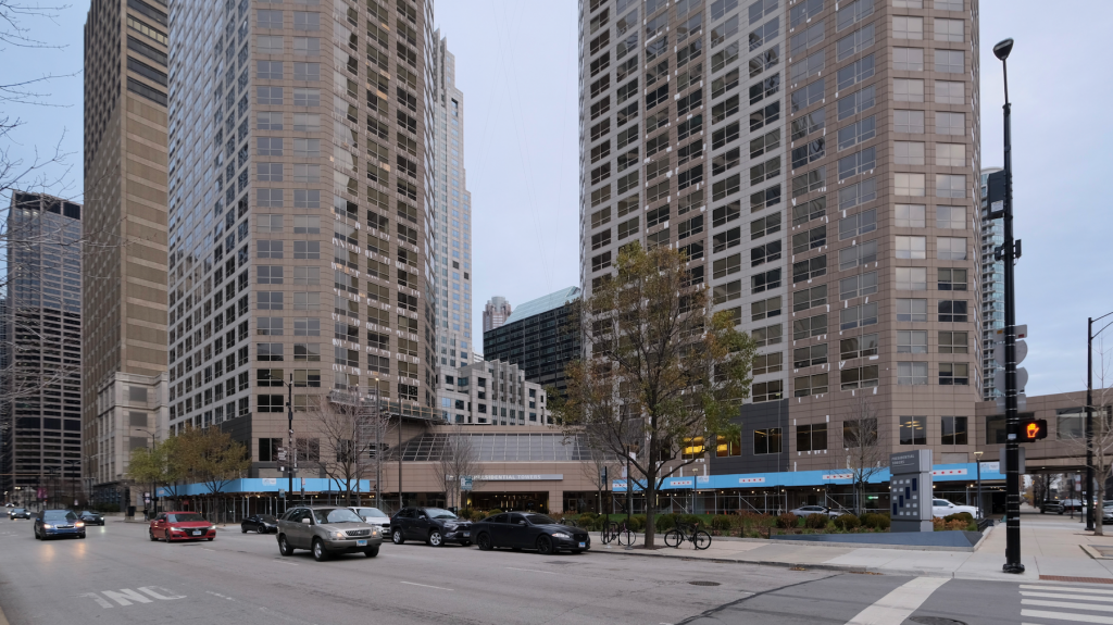 Presidential Towers Go Grayscale at 555 W Madison Street in West Loop ...