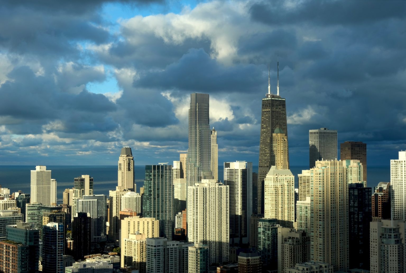 One Chicago East Tower Races Towards Completion At Second Place In ...