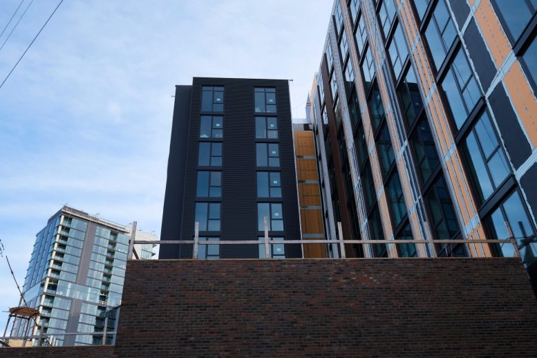 Final Cladding Brings West Loop’s Evo Union Park Closer to Finish Line ...