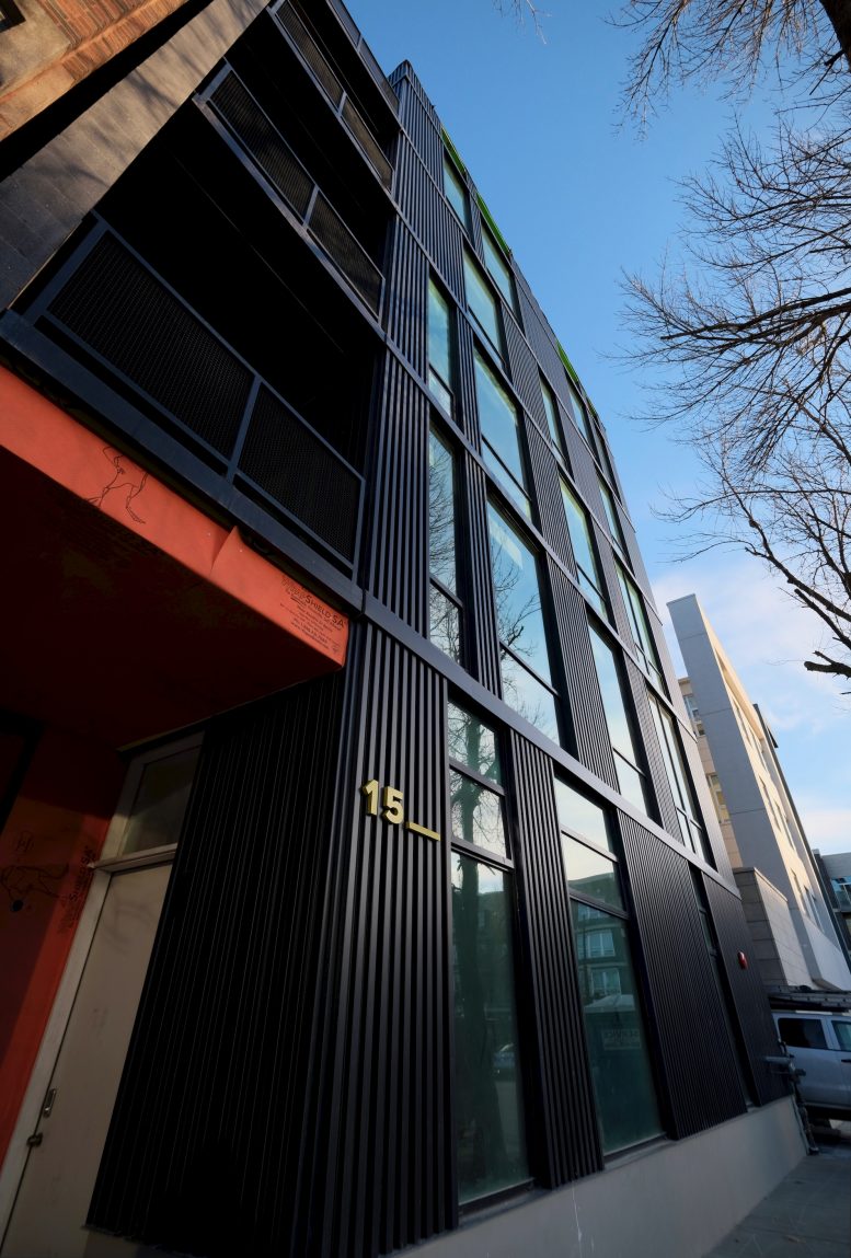 Facade Nears Completion at 15 N Elizabeth Street in West Loop - Chicago ...