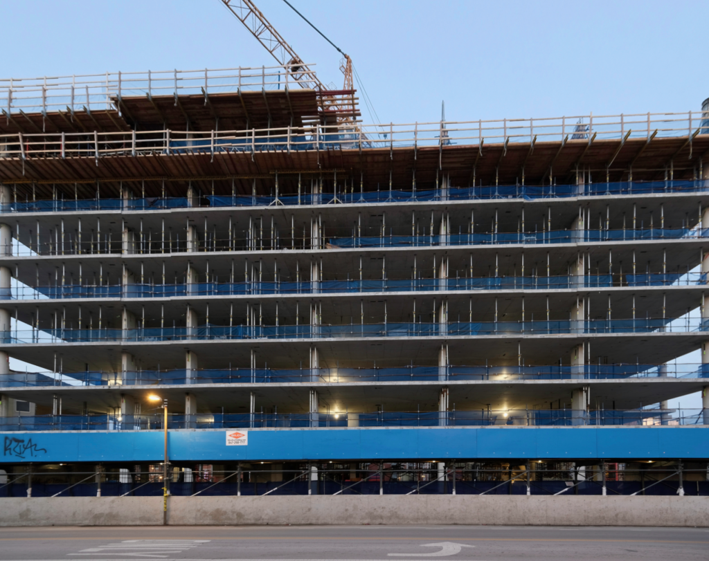 Platform 4611 Nearly Topped Out at 4611 N Broadway in Uptown - Chicago ...