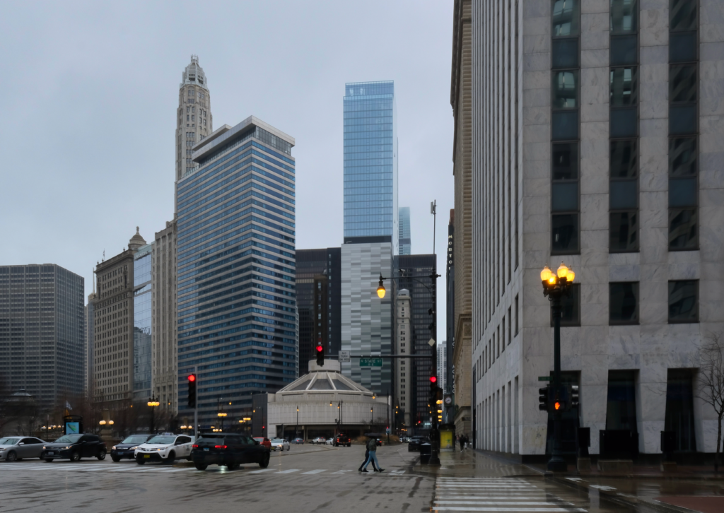 300 N Michigan Skyscraper Nears Completion in The Loop - Chicago YIMBY