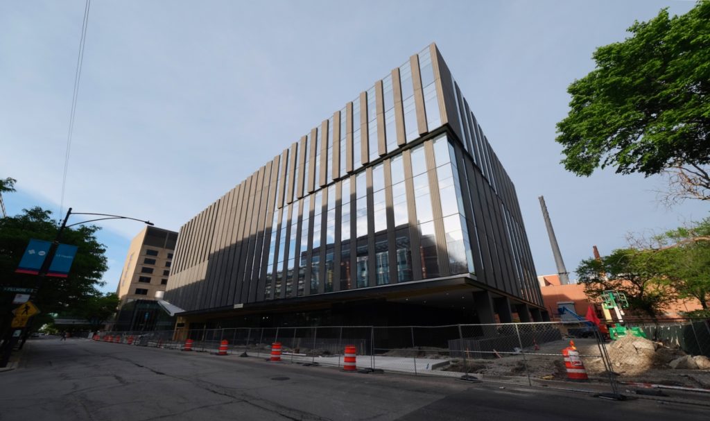 Final Exterior Work Underway for UI Health's Outpatient Surgery Center ...