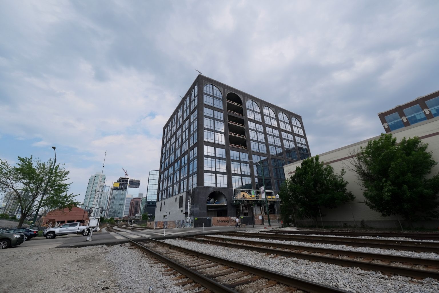 345 N Morgan Wraps Up Exterior in Fulton Market District - Chicago YIMBY