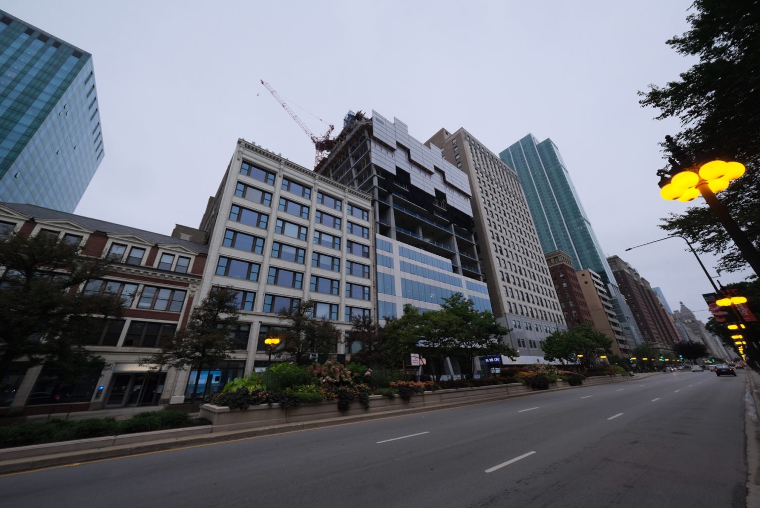 Facade Work Begins for 1000M Apartments in South Loop - Chicago YIMBY