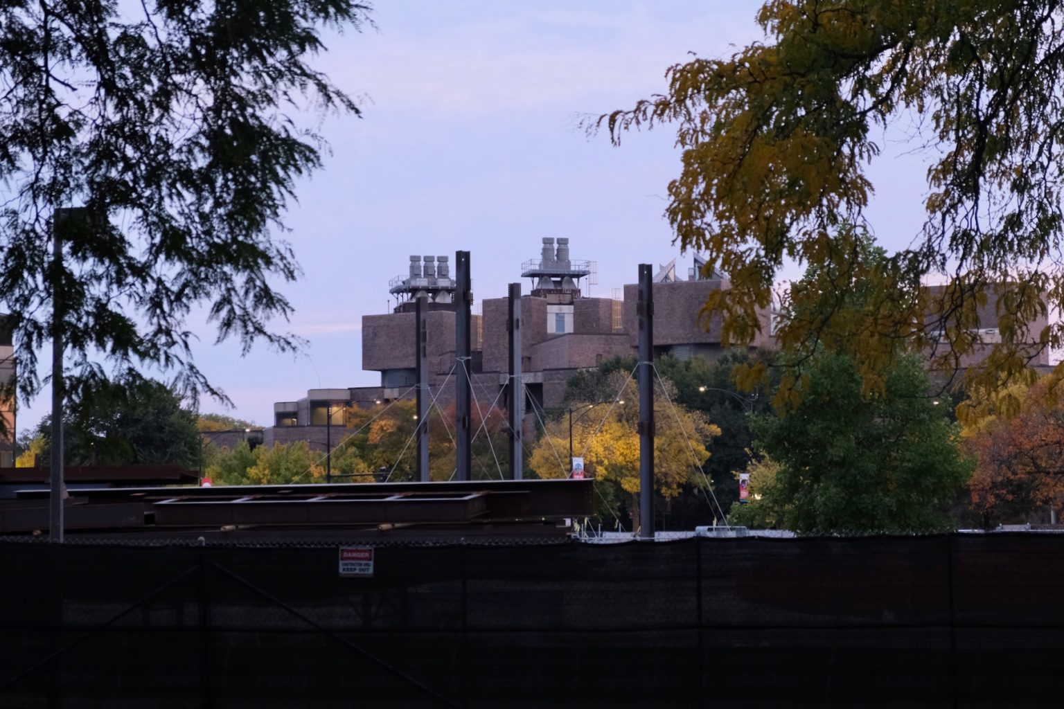UIC's Computer Design Research and Learning Center Goes Vertical in ...