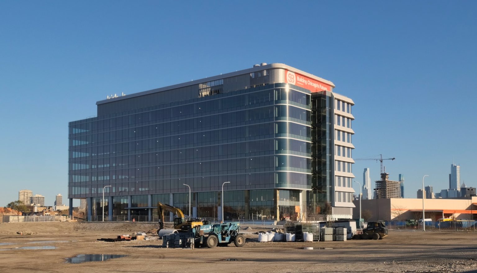 Final Exterior and Landscaping Work Underway for Lincoln Yards' 1229 W ...
