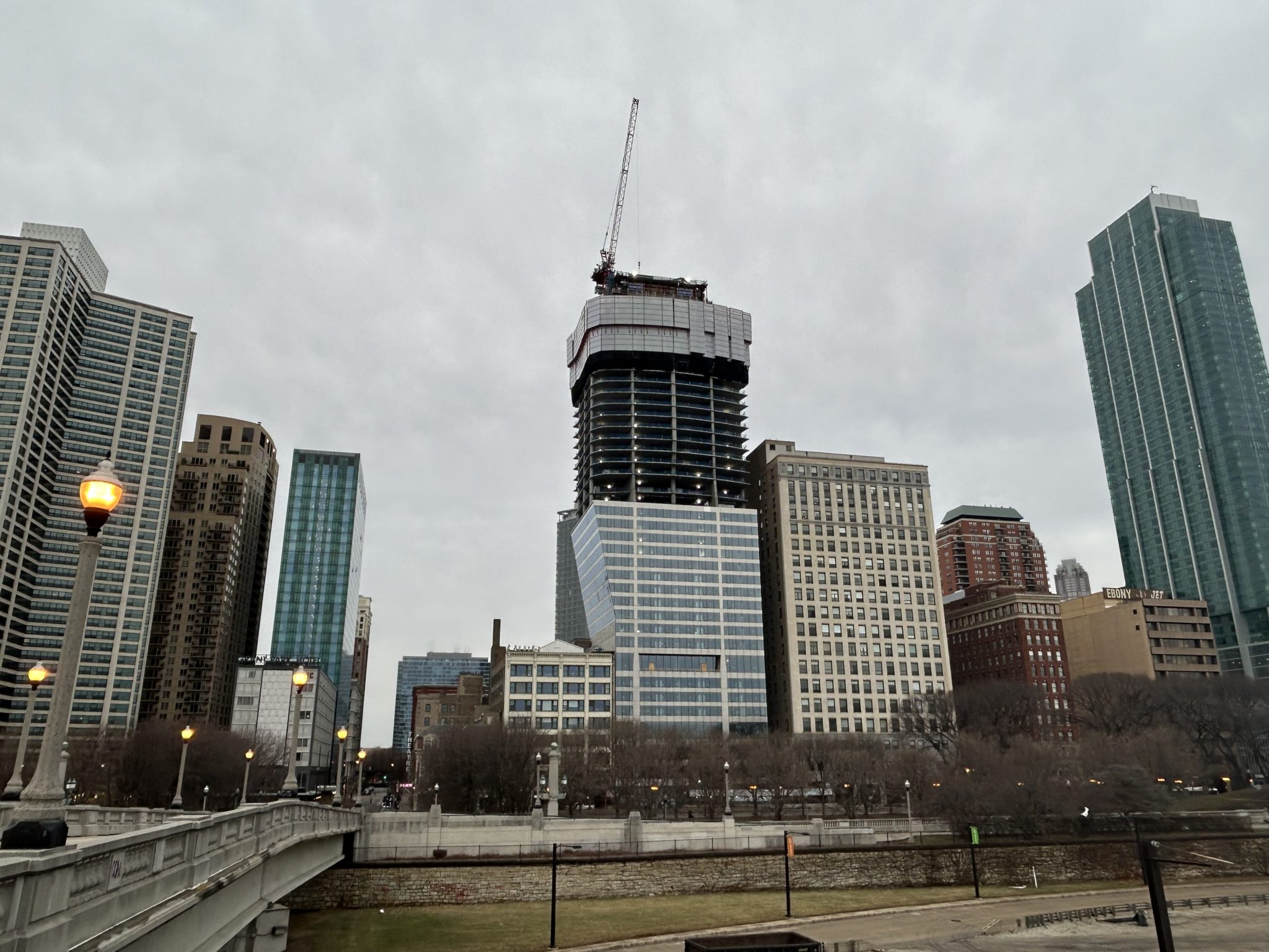 1000M is Chicago's Second Tallest Construction Project - Chicago YIMBY