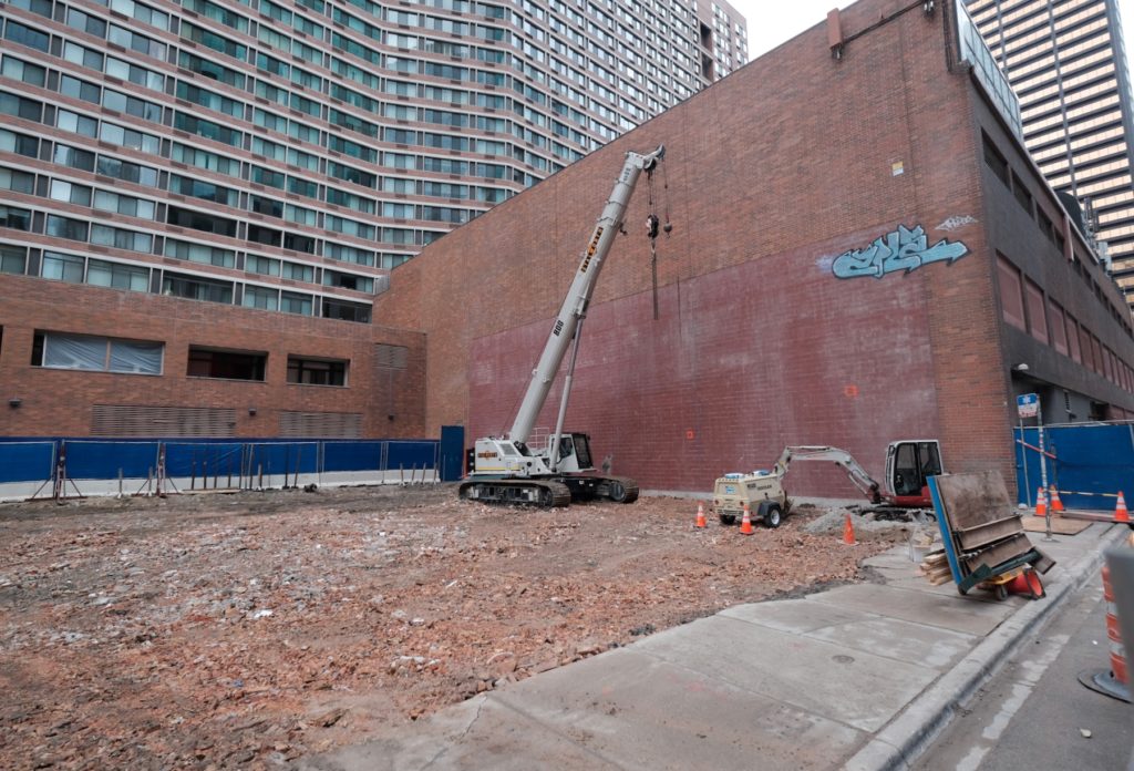 The Saint Grand Ranks 20th in Tallest Chicago Construction Projects ...