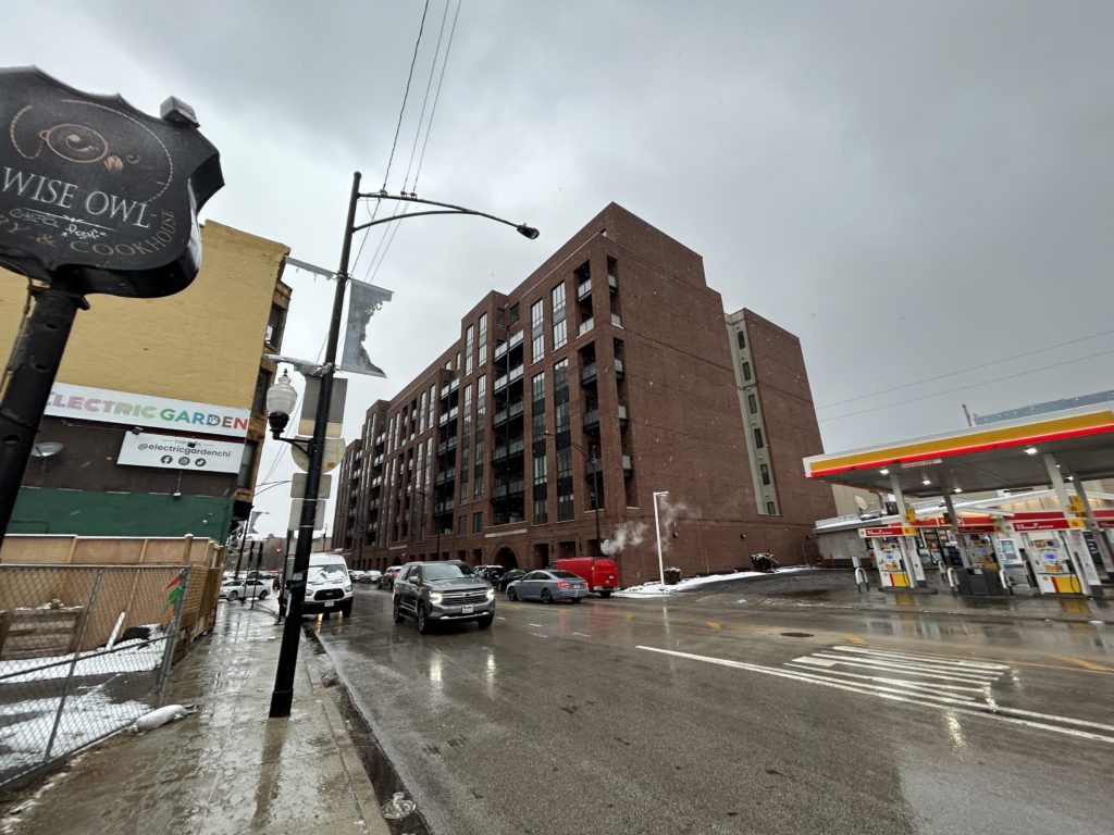 CA6 Condos Completes Exterior Construction in West Loop - Chicago YIMBY