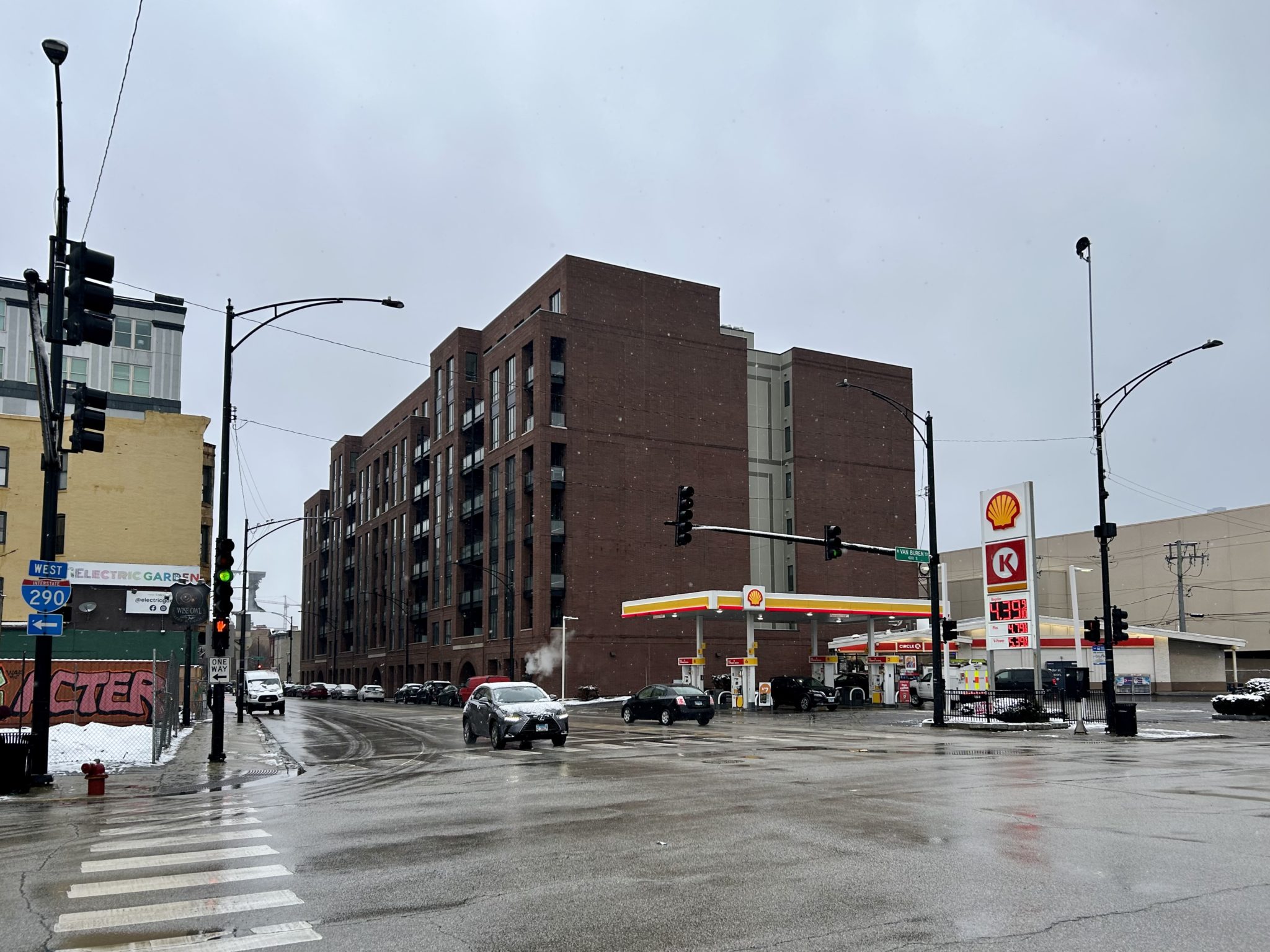 CA6 Condos Completes Exterior Construction in West Loop - Chicago YIMBY