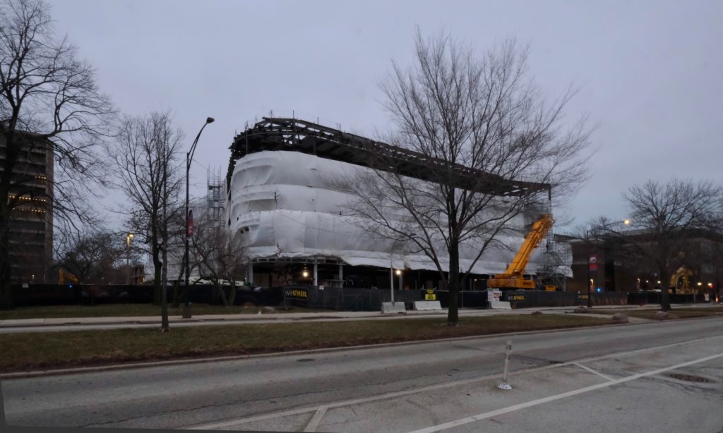 Steel Tops Out for UIC Computer Science Building in Little Italy ...