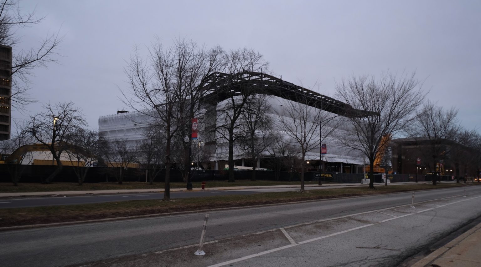 Steel Tops Out for UIC Computer Science Building in Little Italy ...