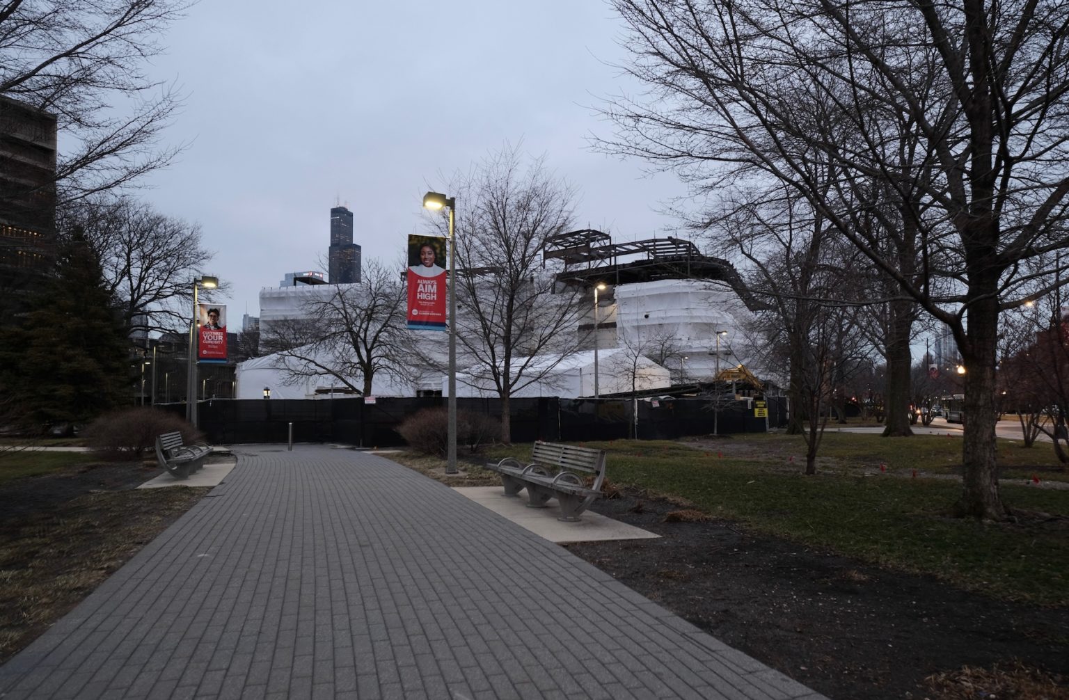 Steel Tops Out for UIC Computer Science Building in Little Italy ...