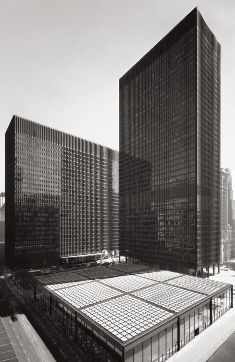 Lost Legends #1: The Chicago Federal Building in The Loop - Chicago YIMBY
