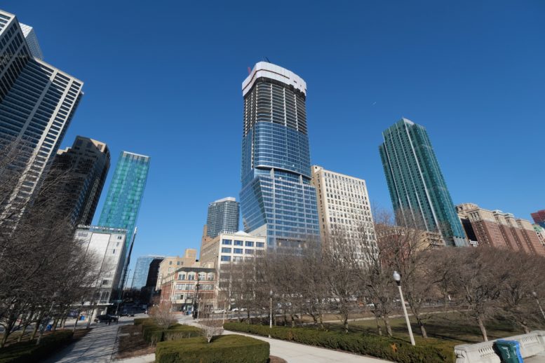 1000M Begins to Rise Above South Loop Skyline - Chicago YIMBY