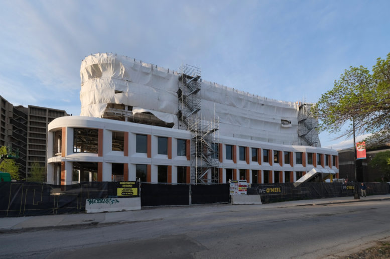 Facade Pieces Go Up at UIC's Computer Design Research and Learning ...