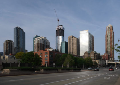 1000M Tower Approaches 700 feet in South Loop - Chicago YIMBY