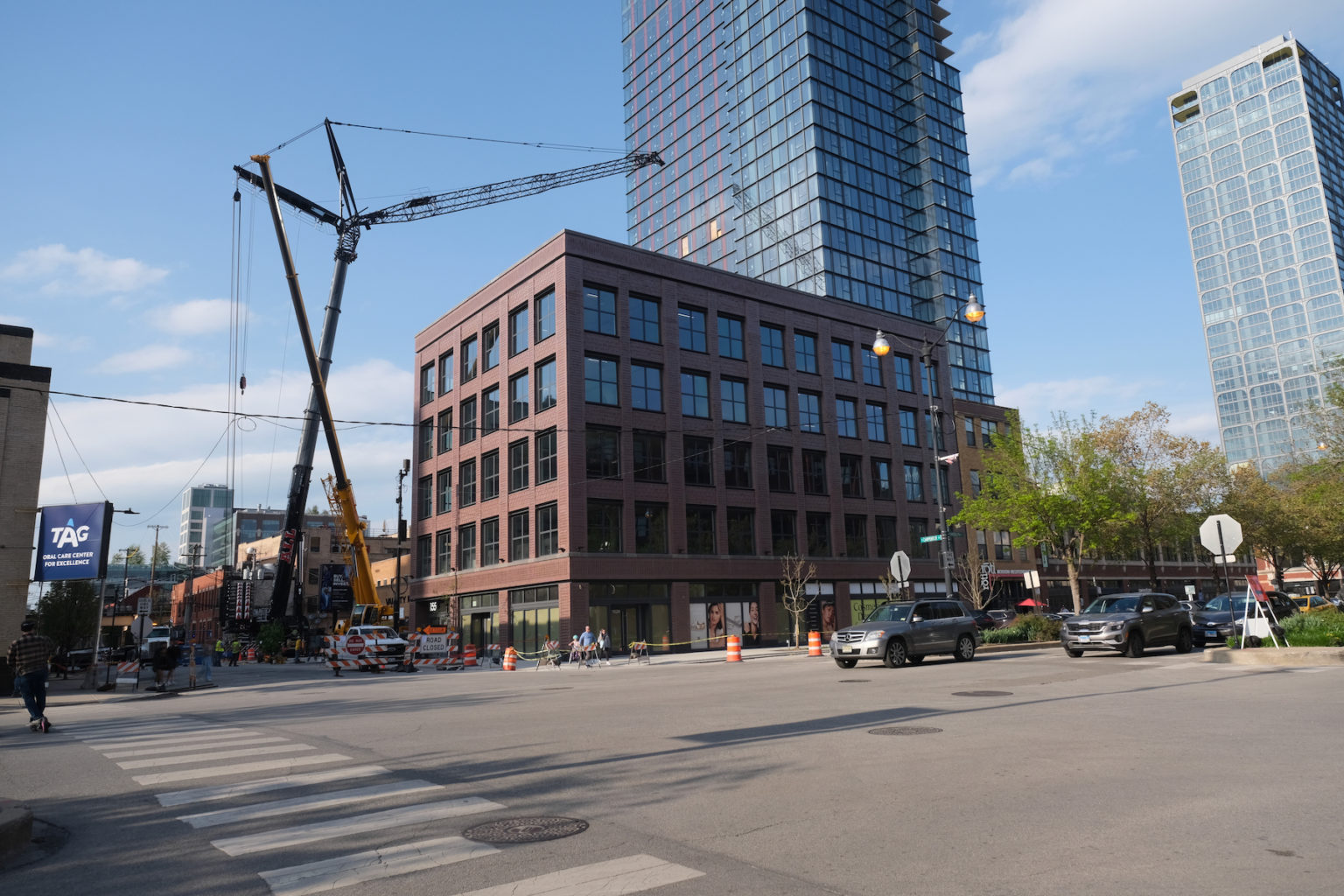 Remaining Exterior Work Completed at 1020 W Randolph Street in Fulton Market - Chicago YIMBY