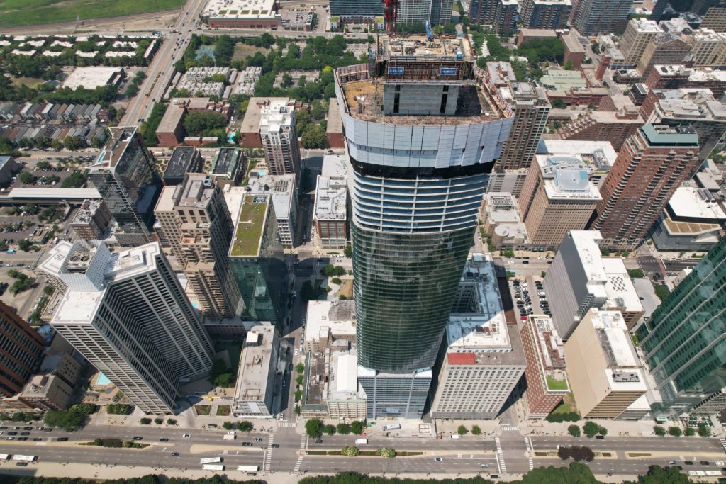 1000M Nears Topping Out in South Loop - Chicago YIMBY