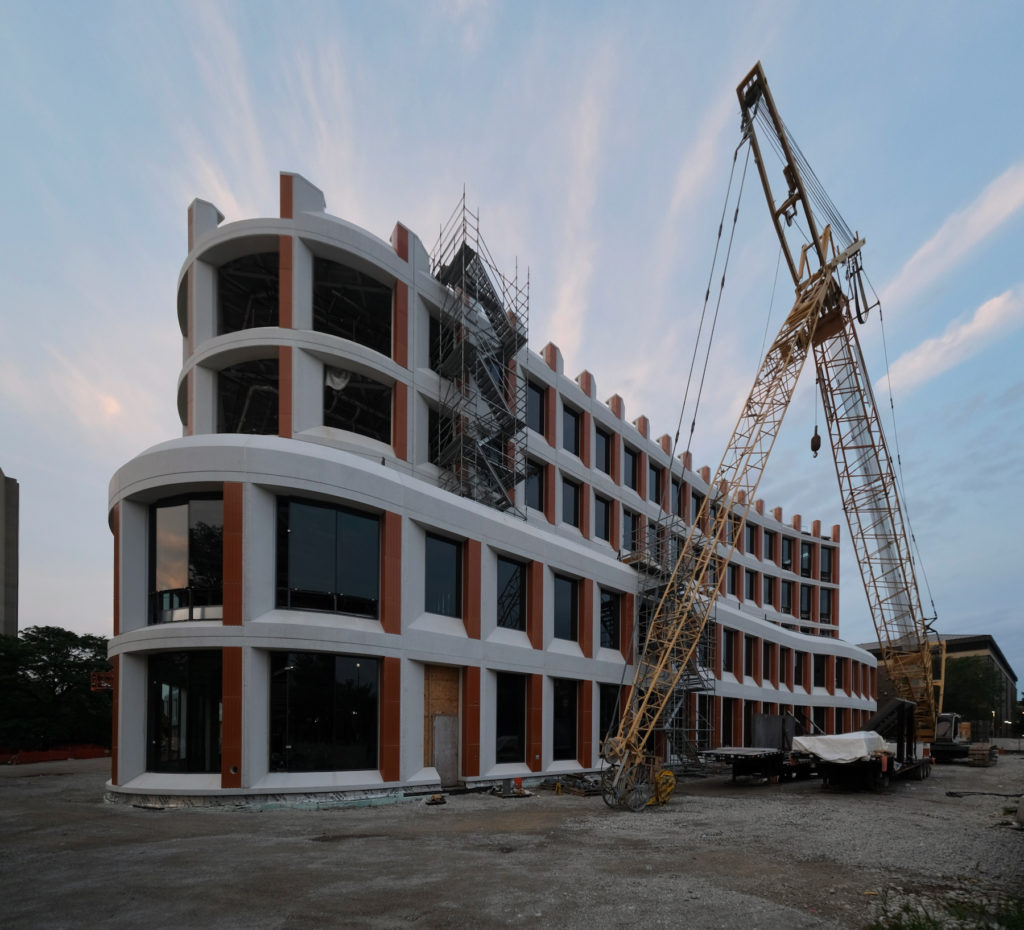 Facade Work Nears Completion for UIC Computer Design Research and ...
