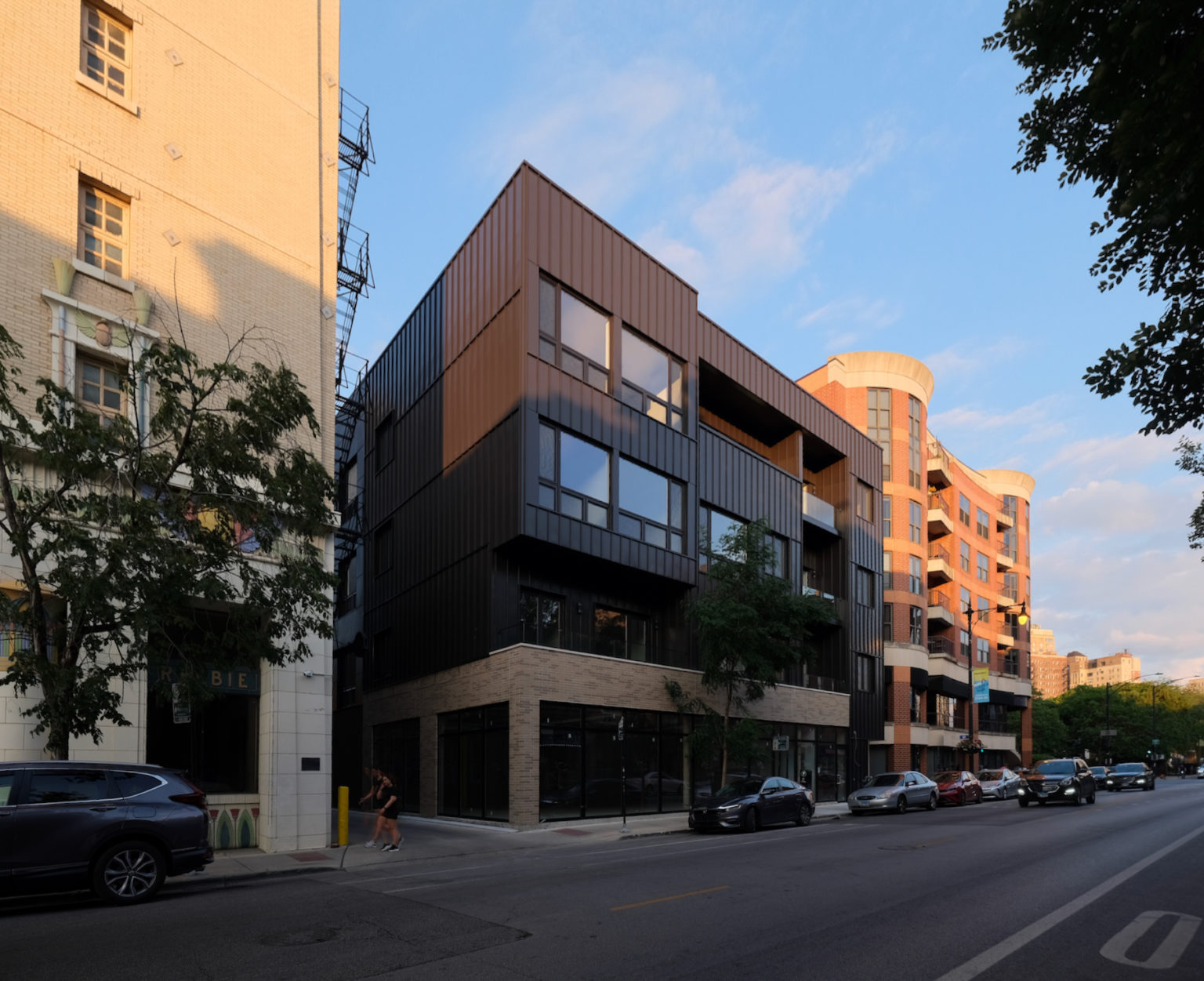 2317 N Clark Street Completes Facade Work in Lincoln Park - Chicago YIMBY