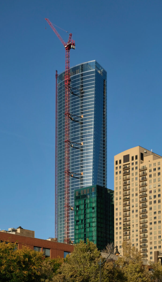 Parapet Installed for 1000M Apartment Tower in South Loop - Chicago YIMBY