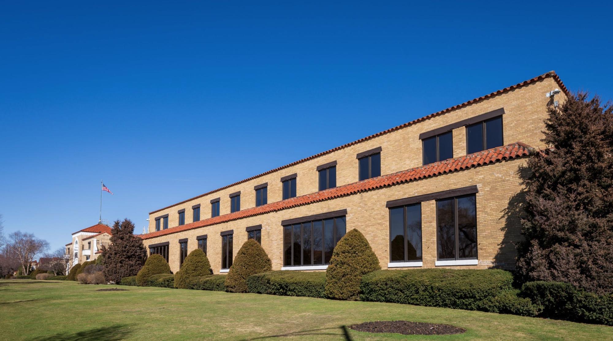 Mars Factory Receives Preliminary Landmark Status - Chicago YIMBY