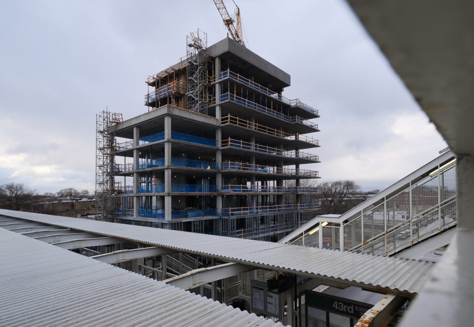 43 Green's Phase II Tops Out in Bronzeville as 26th Tallest ...