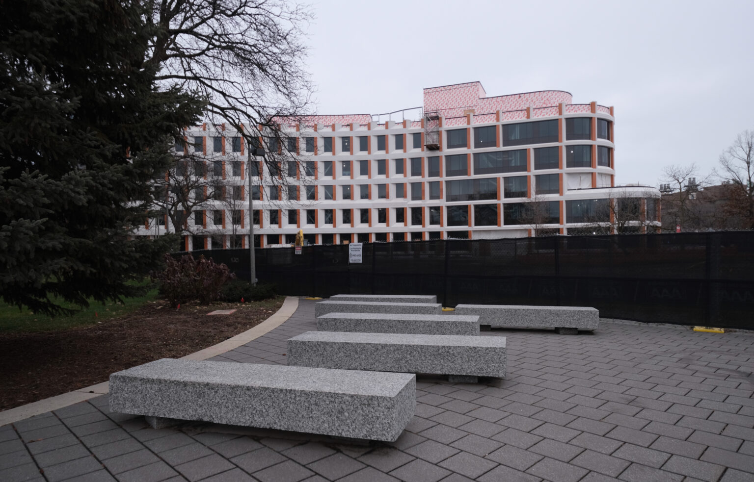 UIC Computer Design and Research Center Wraps Up Final Exterior Touches ...