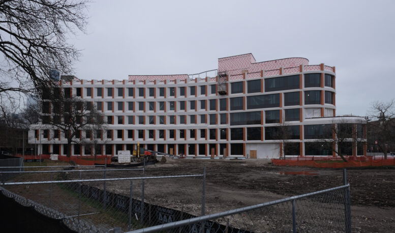 UIC Computer Design and Research Center Wraps Up Final Exterior Touches ...