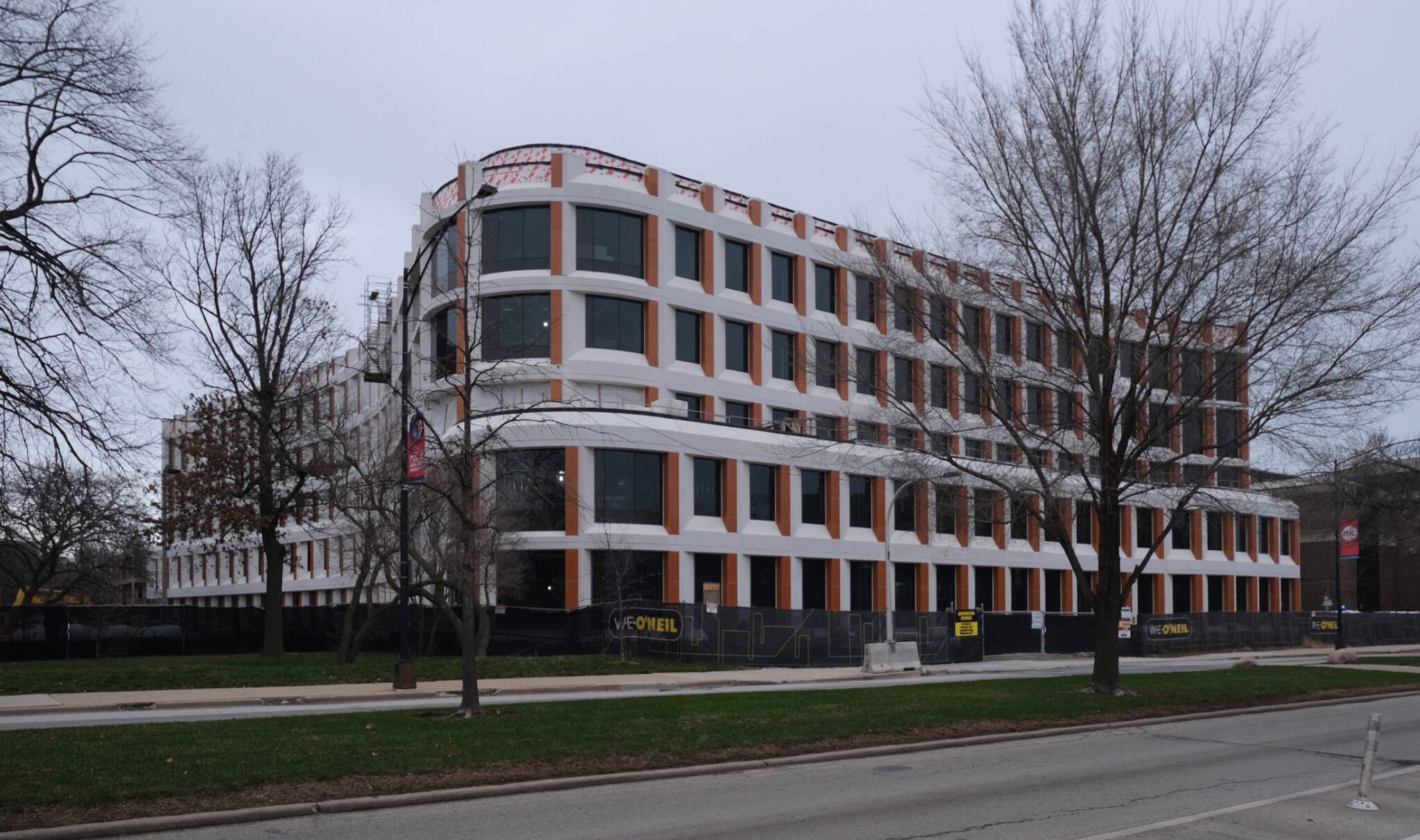 UIC Computer Design and Research Center Wraps Up Final Exterior Touches ...