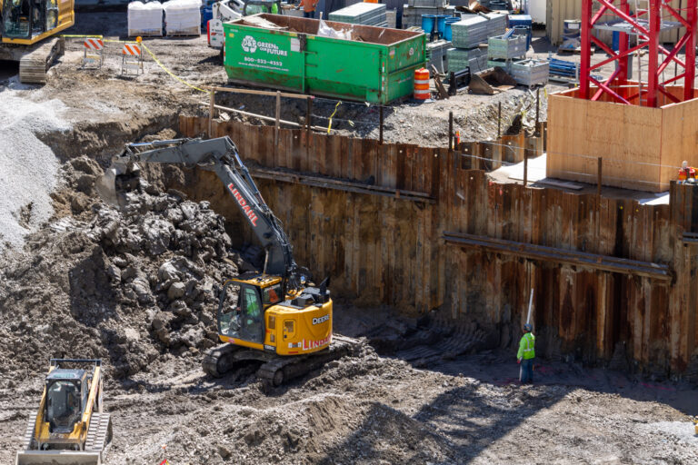 Concrete core rises at UChicago Medicine Cancer Care pavilion in Hyde ...