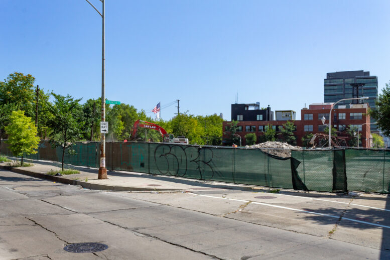 400 North Elizabeth reduced to rubble; 33-story apartment tower on the way - Chicago YIMBY