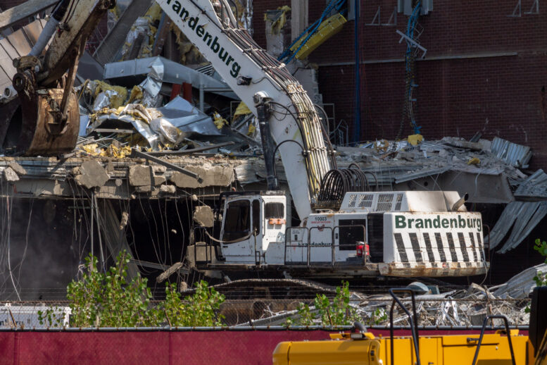 Demolition Photos As The Chicago Tribune Freedom Center Comes Down ...