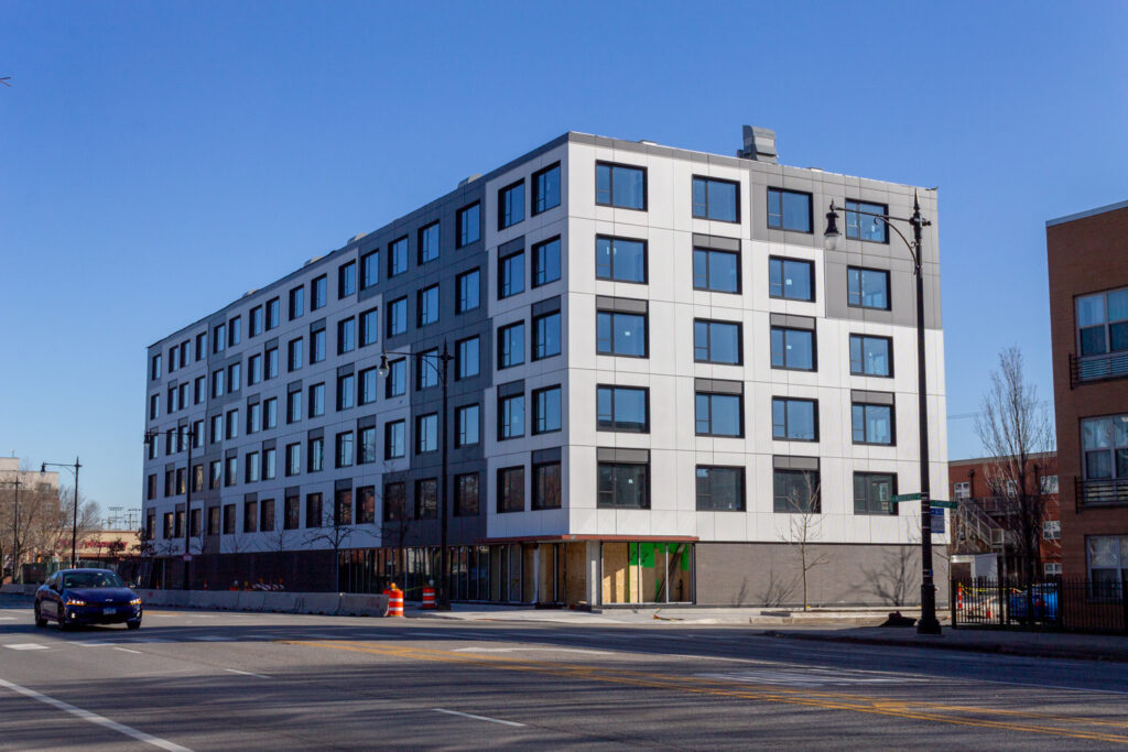 Roosevelt Square's 1257 West Roosevelt Road Closes In On Exterior ...