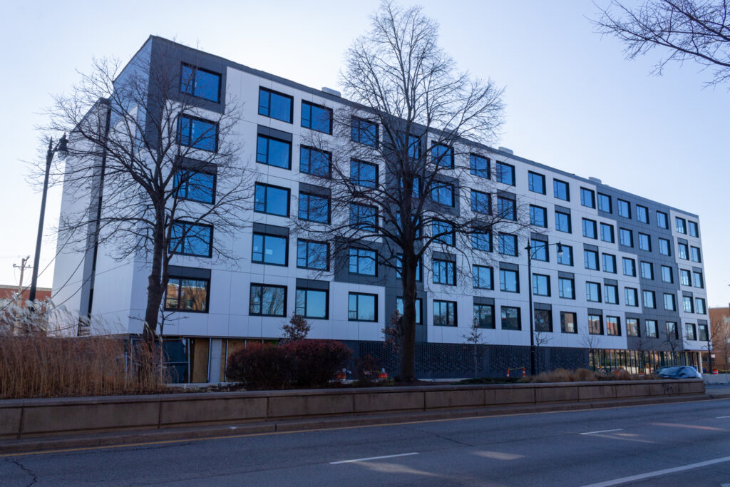 Roosevelt Square's 1257 West Roosevelt Road Closes In On Exterior ...