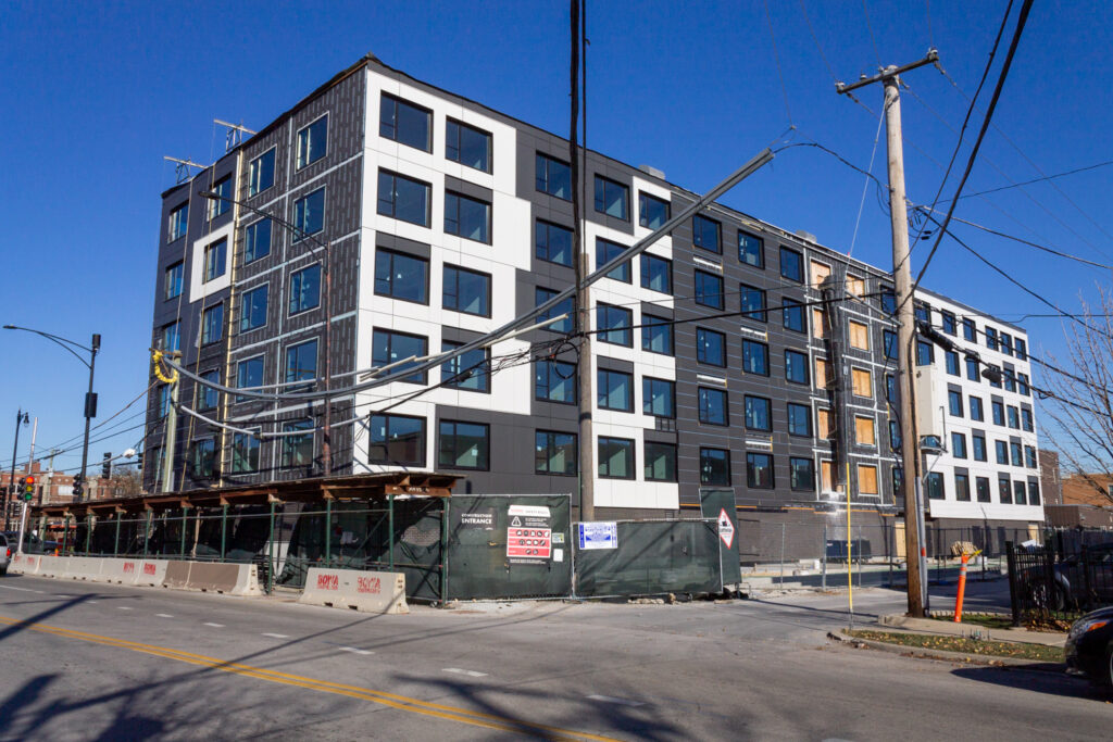 Progress At 1357 West Roosevelt Road Delivering 70 More Units to ...